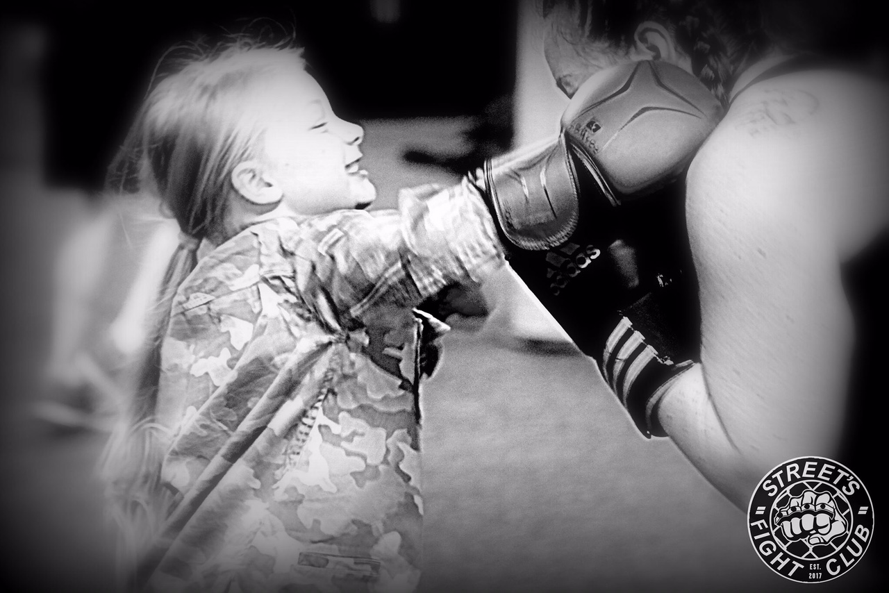 Street Gallery - Streets Fight Club : Streets Fight Club